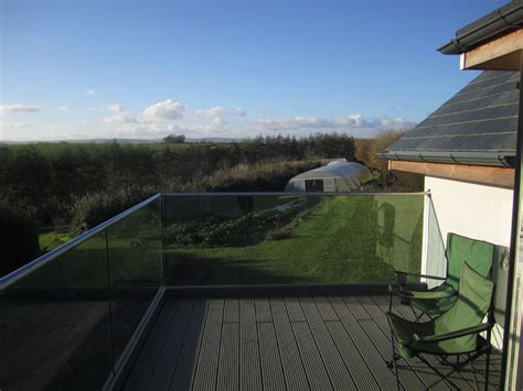 Veon Glass Bespoke Structural Glass Solutions Glass Balustrade