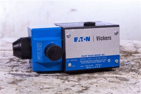 Vickers Dg4s4 012a U B 60 S324 Pilot Valve Hydraulic Junkyard