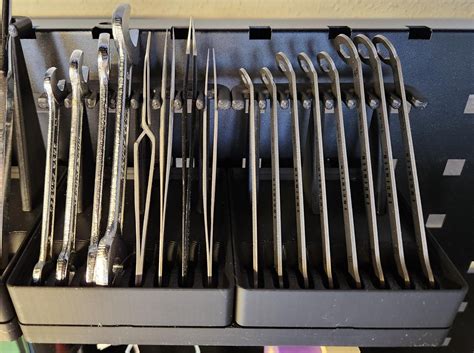 Gridfinity Rack For 8 Small Wrenches Or Tweezers Rgridfinity