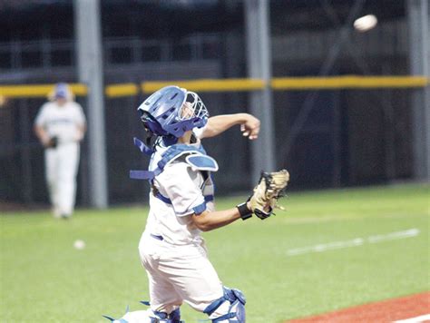 Raiders Make Contact Fail To Convert Runs