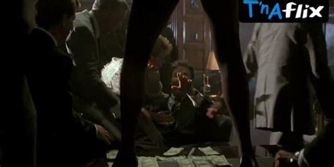Annette Bening Breasts Scene In The Grifters