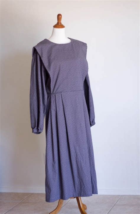 Purple Floral Cape Dress Size Large Modest Plain Amish Quaker