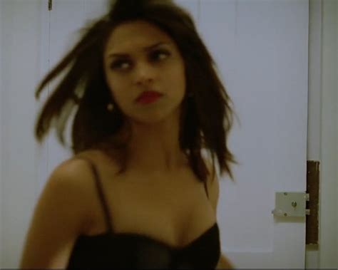 Deepika Padukone Nude Pics Page 2