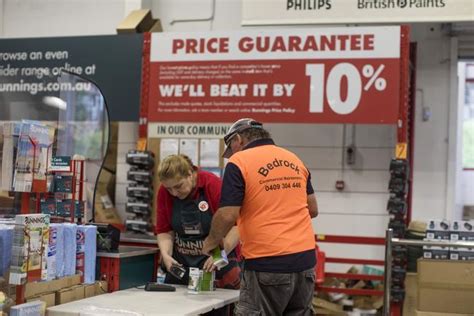 Bunnings To Trial Four Day Work Week In Landmark Agreement For Workers