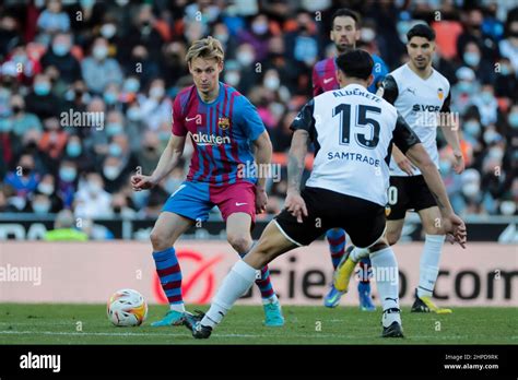 Fc Barcelonas Midfielder Frenkie De Jong During La Liga Match Between