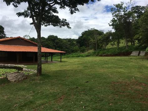 Linda chácara água a 45 min de goiânia em Bela Vista De Goiás