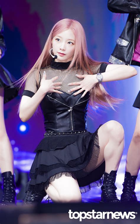 [hd포토] 로켓펀치 Rocket Punch 연희 미모가 한도초과 치키타 쇼케이스 네이트 연예
