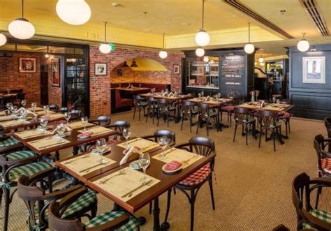 The 15 Best Ethiopian Restaurants In Dubai You Have To Try