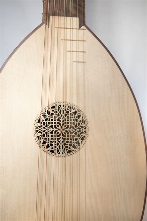 Premium 7 Course Renaissance Lute By The Early Music Shop