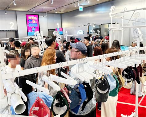 人潮擠爆！車銀優、宋江、蔡依林同款 韓國時尚品牌台中快閃店正式開幕