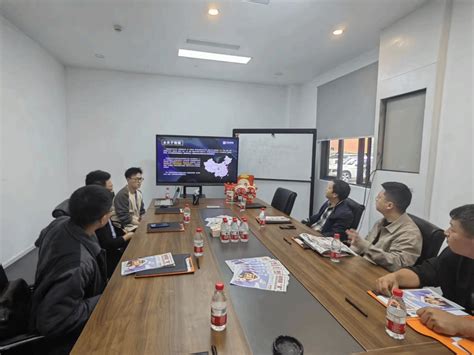 探索合作新路径，谱写育人新篇章 —信息工程学院赴成都华星璀璨直播经纪公司总部产业园走访调研 电子工程学院