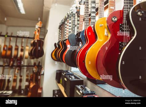 Classic Guitars Player Hi Res Stock Photography And Images Alamy