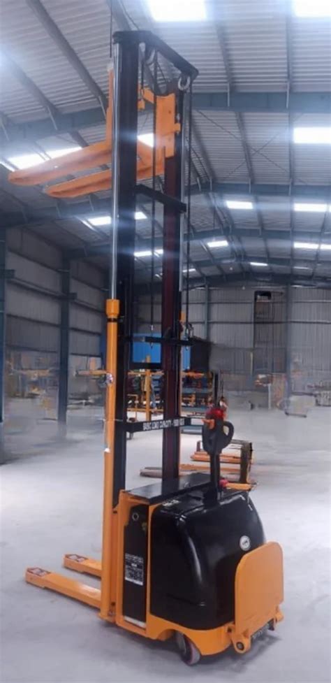 Mild Steel Fully Electric Stacker For Material Handling 600mm At