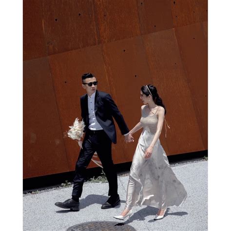 老闆結婚登記穿這件｜仙女氣質 銀灰色灰色艾草染蕾絲拼接絲質吊帶背心裙pengtai風 蝦皮購物