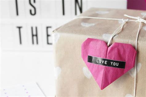 Origami Herz Falten F R Deine Diy Geschenkverpackung Origami Valentijnsdag Knutselen
