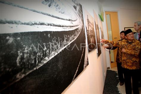 Mapping History Antara Foto