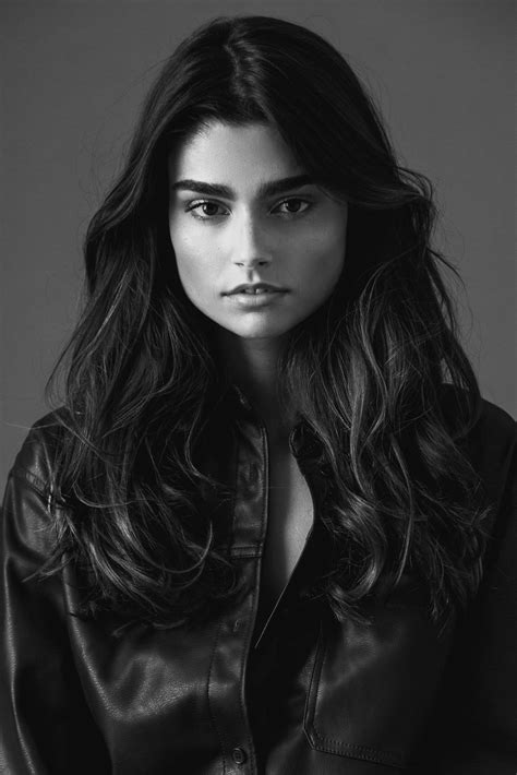 Constanza Modelo Pop House