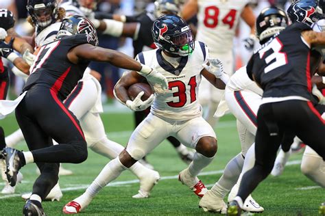 Sowhats Going On With Dameon Pierce Battle Red Blog