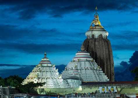 Why Birds Do Not Fly Over Lord Jagannath Temple In Puri Odisha Heritage