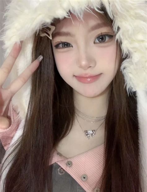 Pin De ⪩ී᳝᳝᳜᳝⪨⡑♪ Em 小红书 Repost Insta Maquiagem Olhos Inspiração De