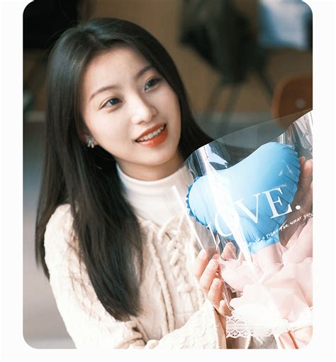 【電子發票 桃園出貨 花朵玫瑰氣球~ 】小花氣球 畢業季花束 愛心氣球 玫瑰花氣球 高考花朵玫瑰造型同學畢業祝福氣球 蝦皮購物