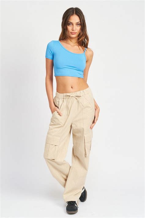 Asymmetrical Binding Cropped Top Ddmine