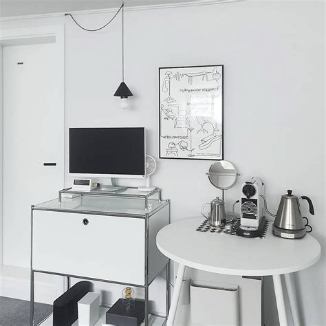 엄마는 1층에 나는 2층에 함께 살지만 따로 살고 있습니다 집꾸미기