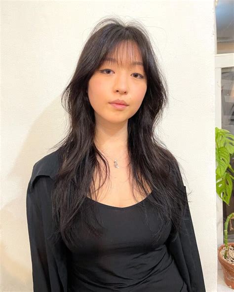 22 Super Wispy Bangs That Are Hollywood S Haircut Of Choice