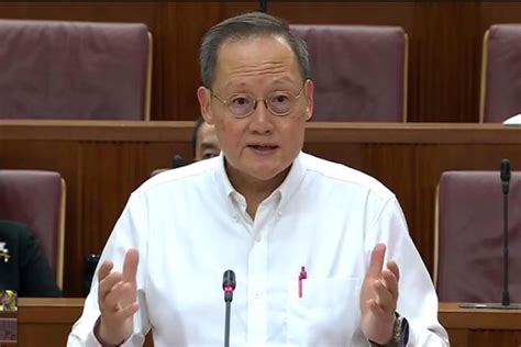 2023 வேலைவாய்ப்புகளில் சிங்கப்பூரர் விரும்பாத வேலைகளே வெளிநாட்டினருக்குச் சென்றன மனிதவள