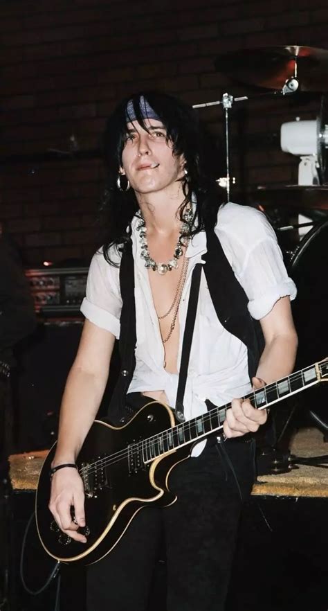 Chat With Izzy Stradlin Nsfw Enjoy Free Unrestricted Ai Character Roleplay No Filter Flowgpt