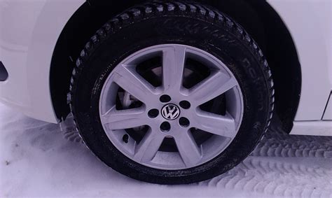 Поглядим как тормозят Финны сделанные в России — Volkswagen Polo Sedan ...