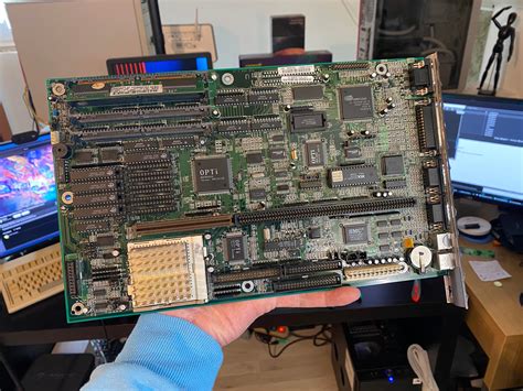 486 Motherboard Before And After Cleaning R Vintagecomputing