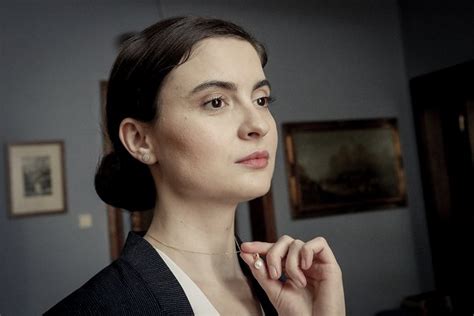 Sedm schodů k moci Epizoda 6 E06 2023 Galerie Z epizody ČSFD cz