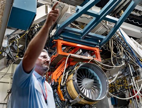 Honeywell Aerospace To Become Phoenix Based Public Company