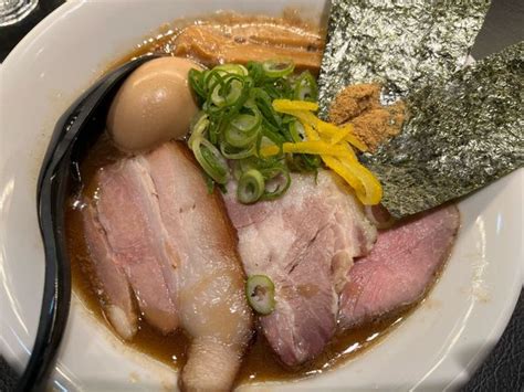 『特製濃厚豚骨魚介蕎麦』百合の咲く場所のレビュー ラーメンデータベース