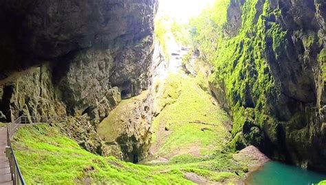 Propast Macocha Legendární Symbol Moravského Krasu „objev Místa Kde Se Dobře Pije Krásně