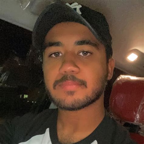 ‎nawaf Alhindaassi نواف‎ Nawafj • Threads Say More