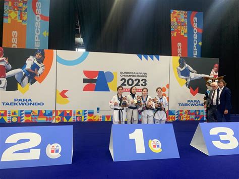 ببینید ورزشکار زن افغانستانی قهرمان اروپا شد