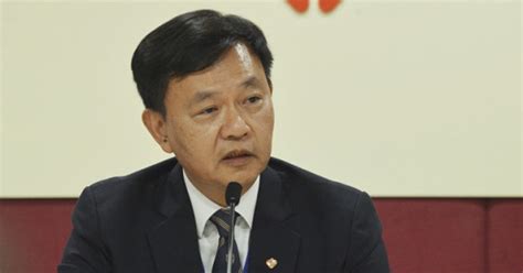 疫情消息｜梁栢贤倡以5项工作抗疫 两大标准监察疫情 星岛日报