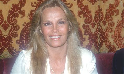 Biography The Official Licensing Website Of Vikki Lamotta