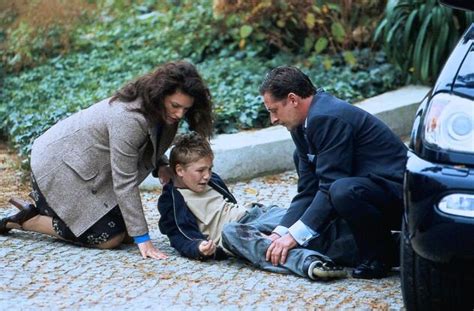 Eine Familie Wider Willen Filmkritik Film TV SPIELFILM