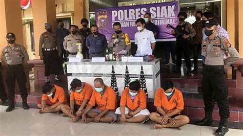 Disuruh Ngaku Umur 18 Tahun Empat Gadis Belia Asal Siak Dipaksa Kerja