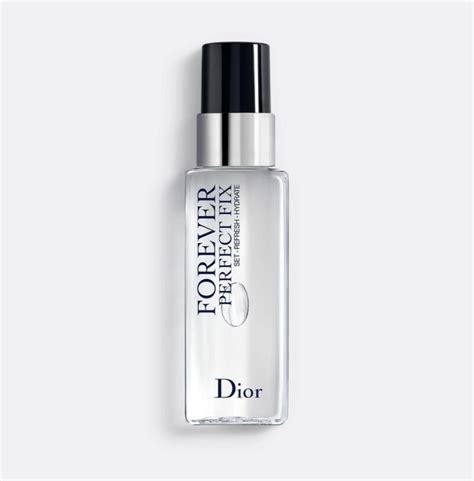 Dior ディオールスキン フォーエヴァー メイクアップ フィックス ミスト By メルカリ