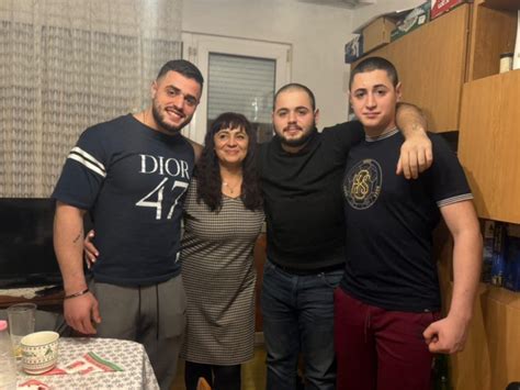 Майката на Карлос Насар пред БНР Ставам и вдигам щангата заедно с него Спорт БНР Новини