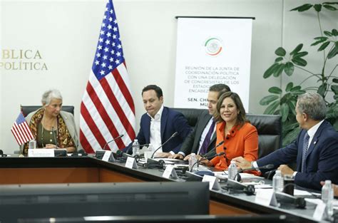 Senadora Gina Andrea Cruz Blackledge Durante La Visita De Una