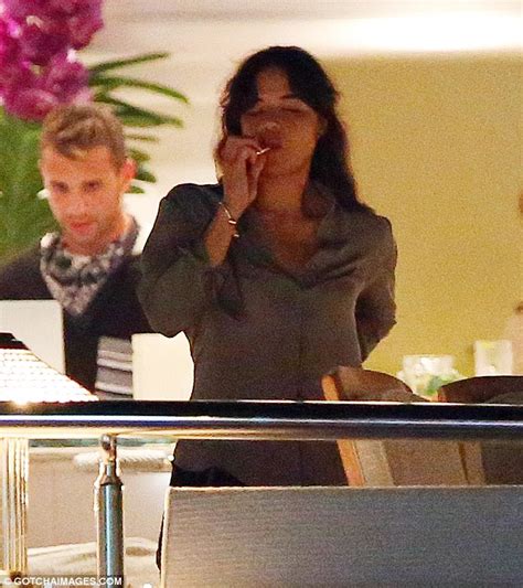 Michelle Rodriguez Kiss A Girl