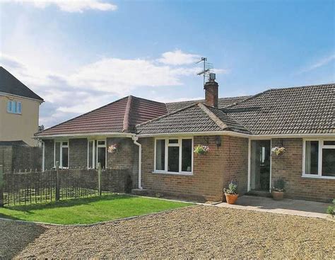 Luxury Hot Tub Lodges In Essex From £62 Per Night Hot Tub Hideaways