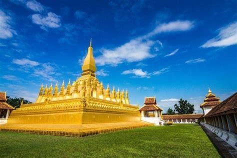 รูป พระธาตุหลวง เวียงจันทน์ Wongnai