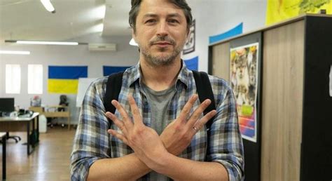 Совсем взрослый стал Сергей Притула впервые за долгое время показал 16 летнего сына фото