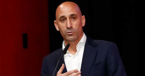 Caso Rubiales La Fifa Ha Disposto Tre Anni Di Squalifica Per Lex